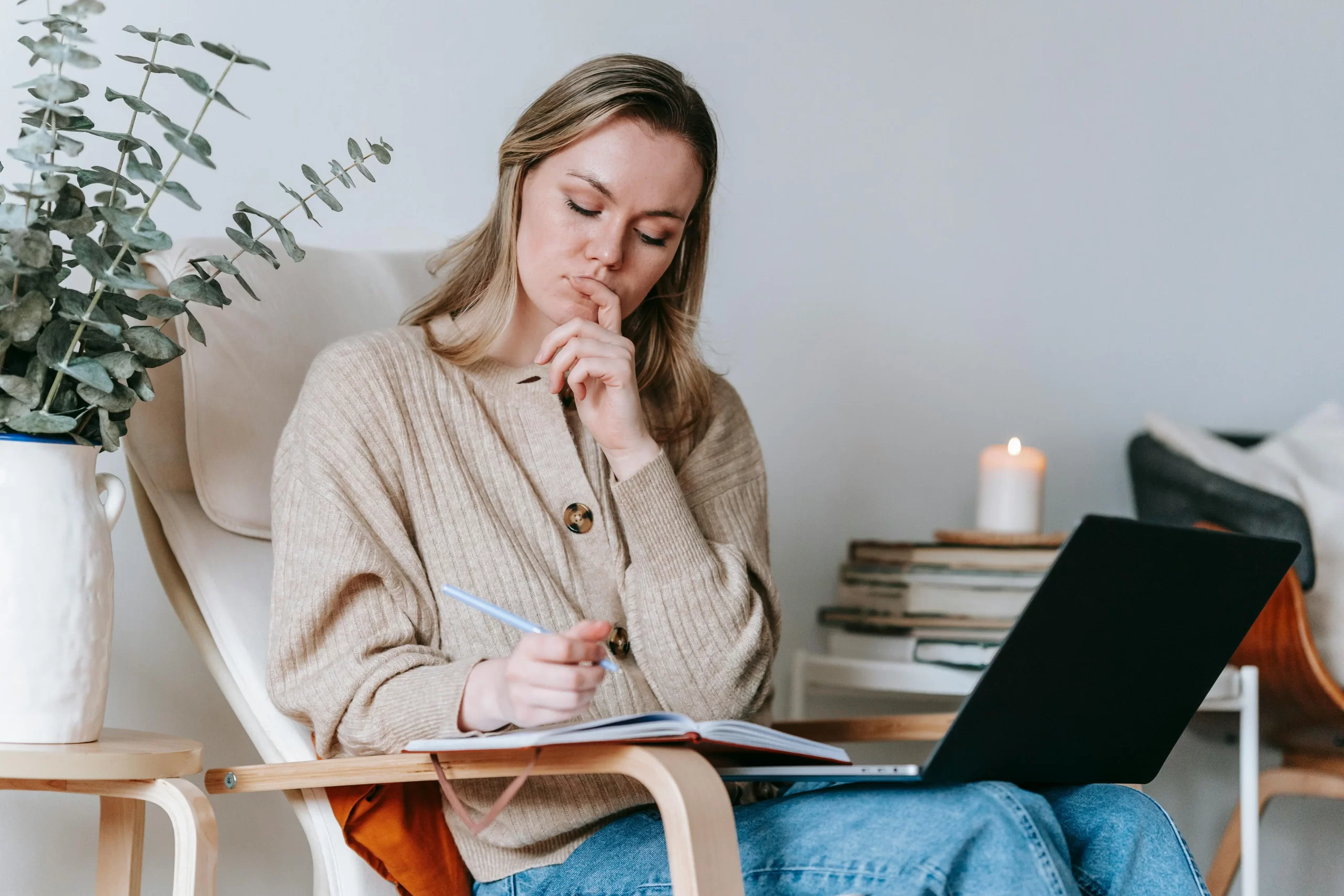How to Create a Pinterest Bio & Pinterest Boards the Right Way - Kailey ...